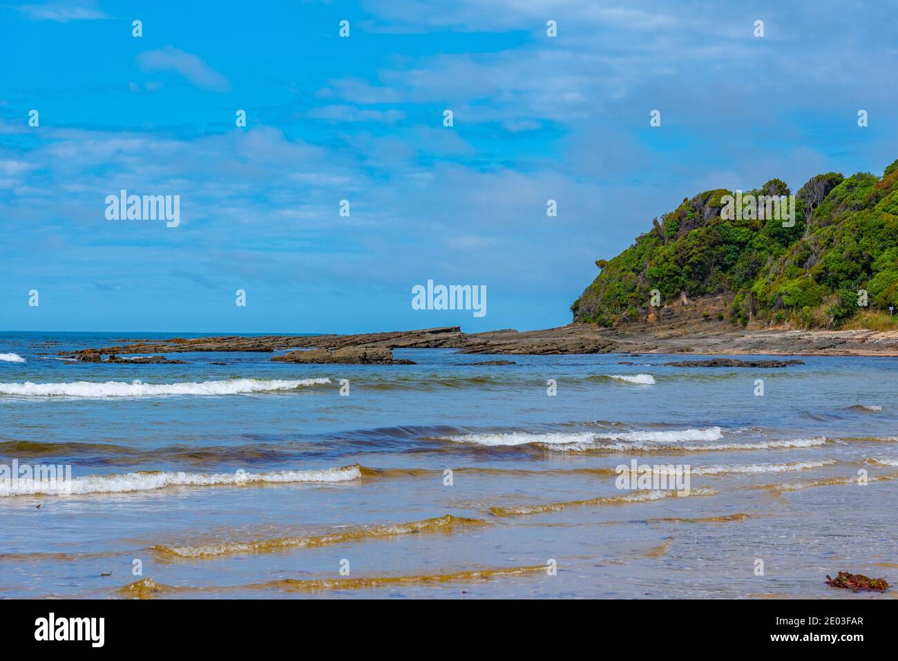 Tahakopa bay hi-res stock photography and images - Alamy