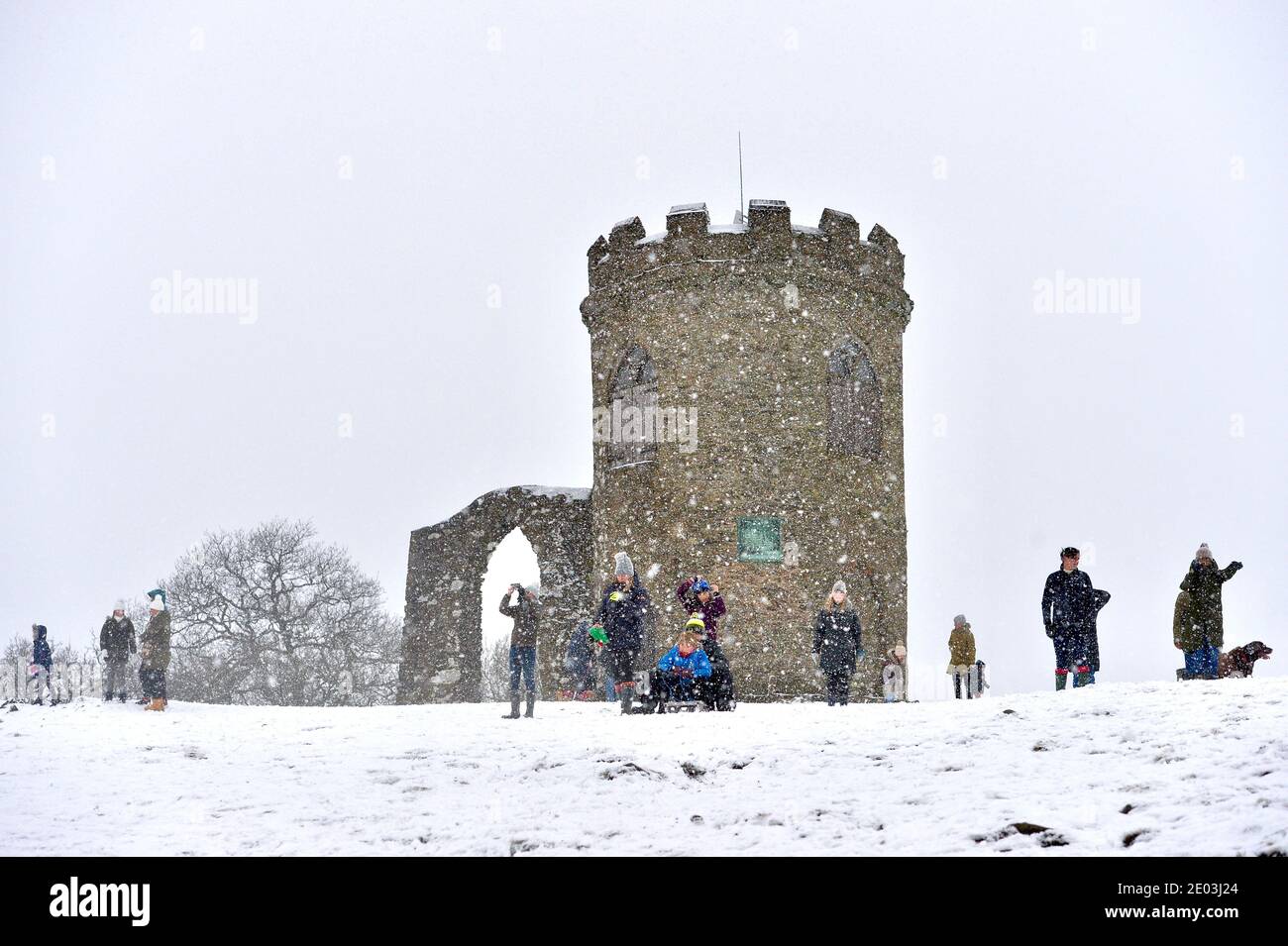 Leicester, Leicestershire, UK 29th Dec 2020. Uk Weather. Snow. Fun in ...