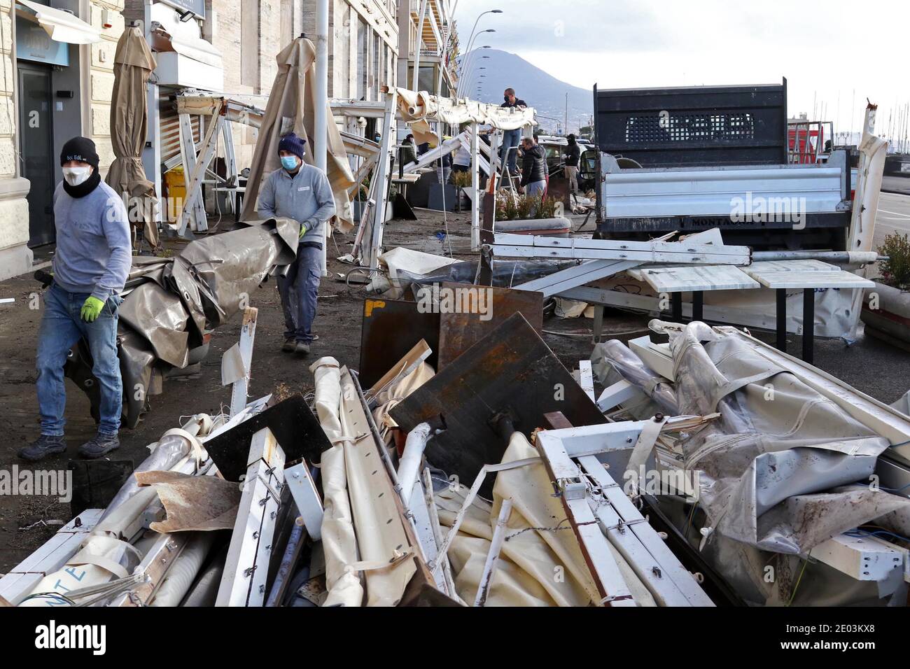Naples, Italy. 29th Dec, 2020. Naples bad weather storm on the seafront ...