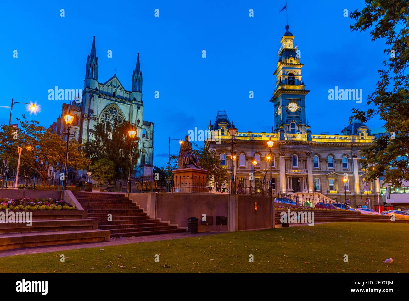 Downtown dunedin otago south island hi-res stock photography and images ...