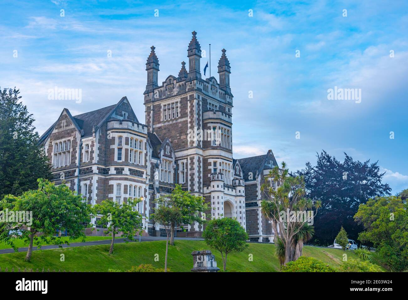 High street dunedin hi-res stock photography and images - Alamy