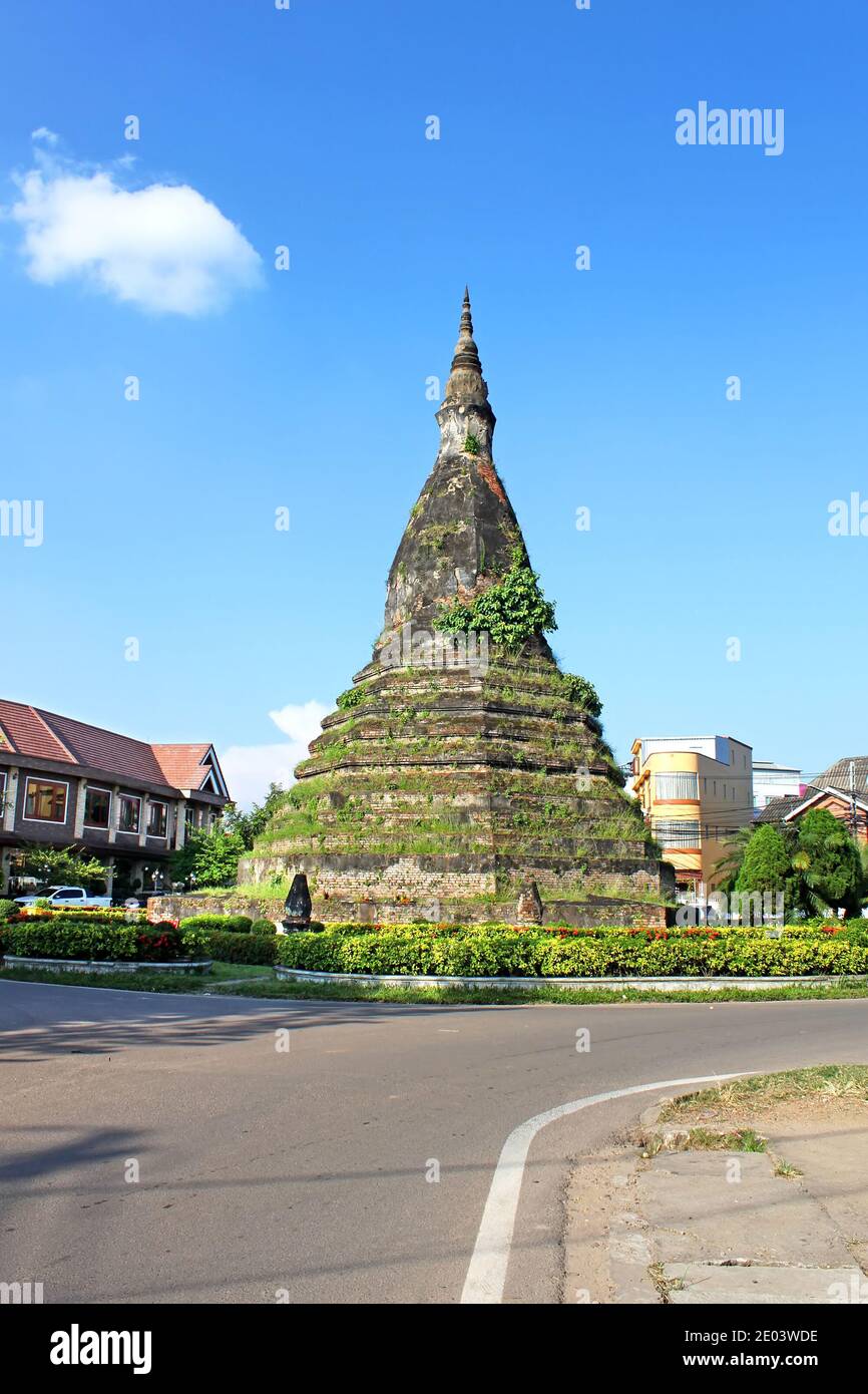 That Dam, Vientiane, Laos Stock Photo - Alamy