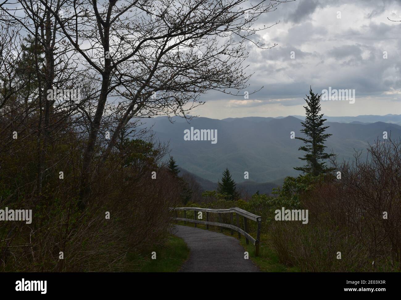Scenic hiking trail through the Blue Ridge Mountains Stock Photo - Alamy
