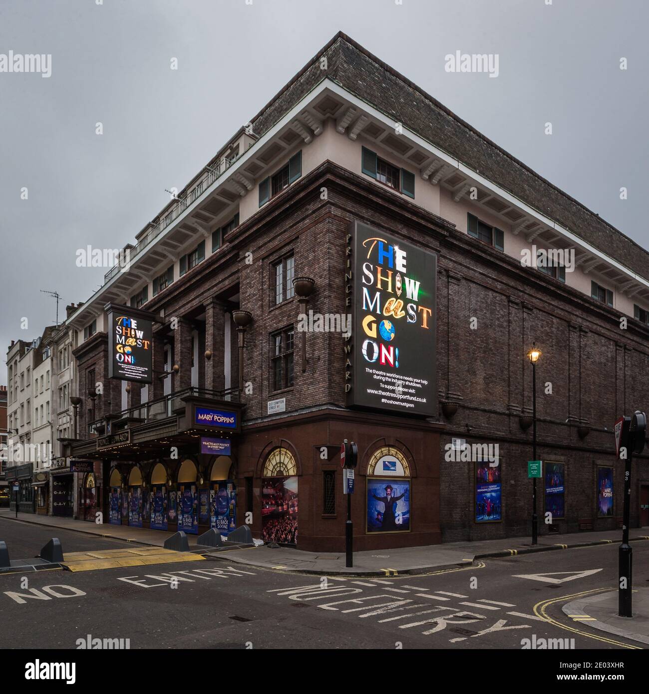Empty old compton street hi-res stock photography and images - Alamy