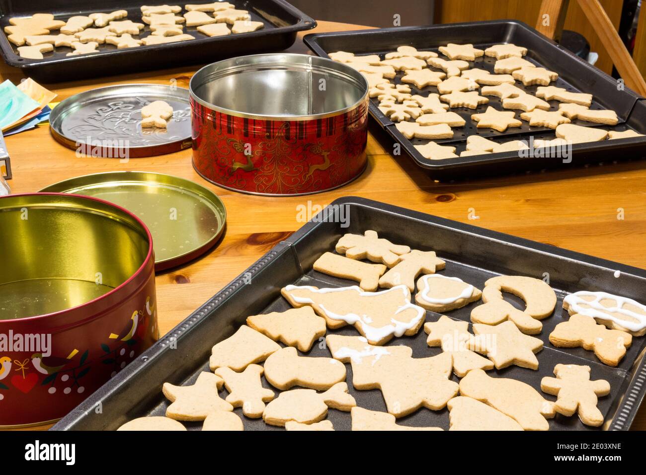 Making gingerbread at home Stock Photo - Alamy