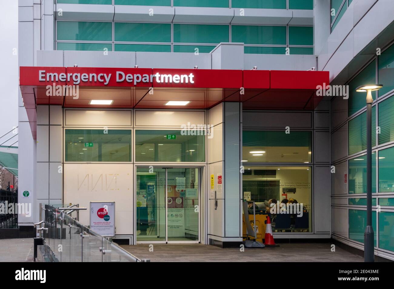 Accident & Emergency walk-in patient entrance at University College ...