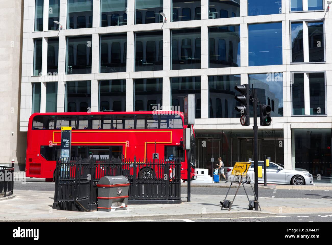 London red bus at Mansion house, bank, london Stock Photo - Alamy