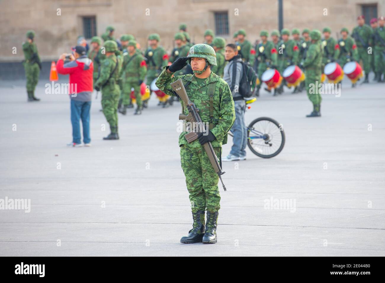 Raising Flag Guard of Honor standing on Zocalo at Historic center of ...