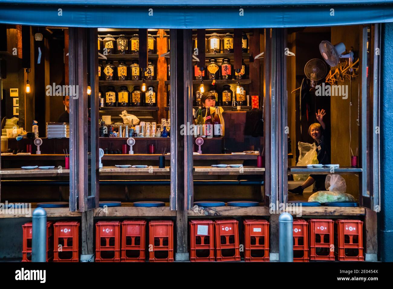 Japanese restaurant in Tokyo-Minato, Japan Stock Photo - Alamy