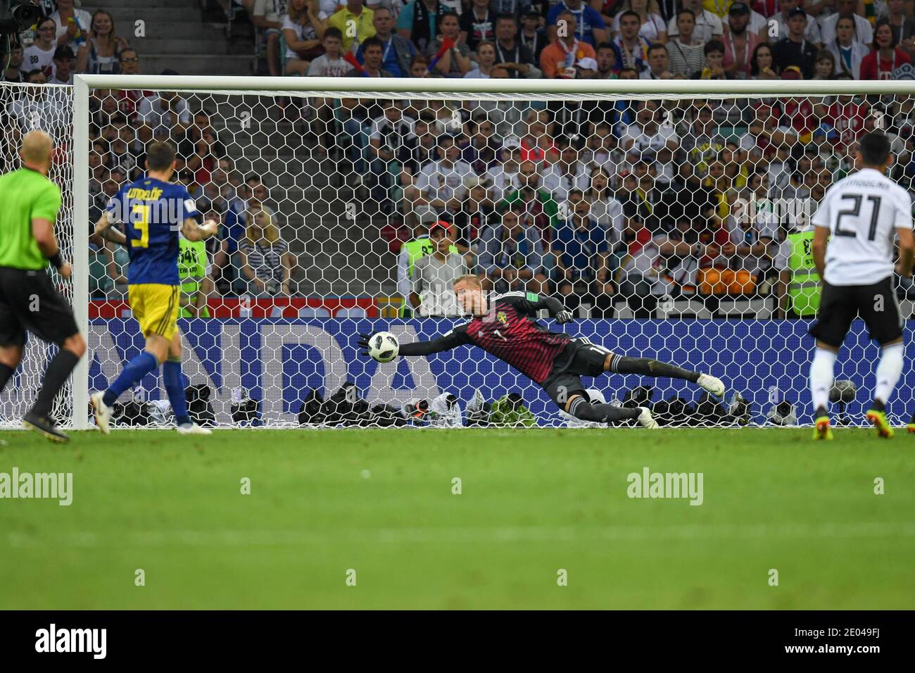Goal keeper save world cup 2018 hi-res stock photography and images - Alamy