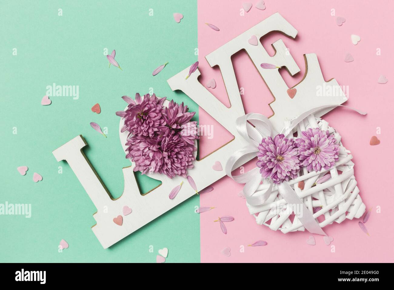 Love background hi-res stock photography and images - Alamy