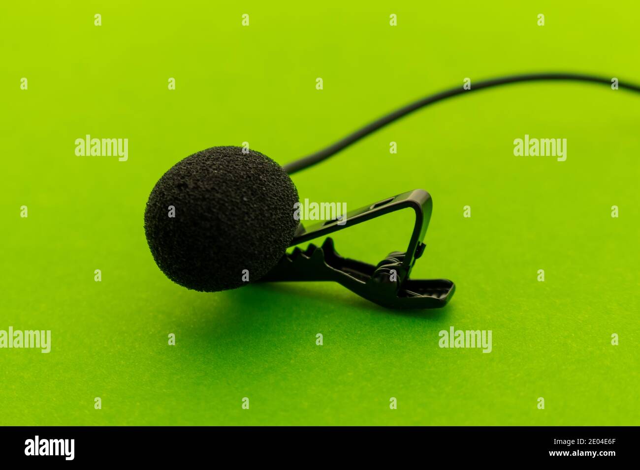 Green microphone hi-res stock photography and images - Alamy