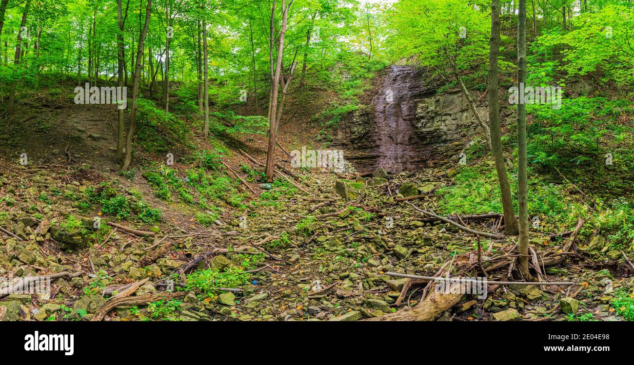Princess Waterfalls Niagara Escarpment Chedoke Radial Trail Hamilton ...