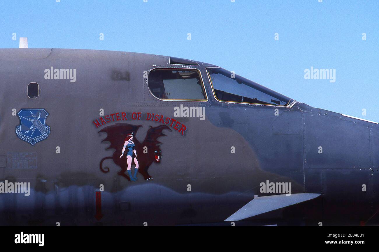 B 1b Nose Art Hi Res Stock Photography And Images Alamy