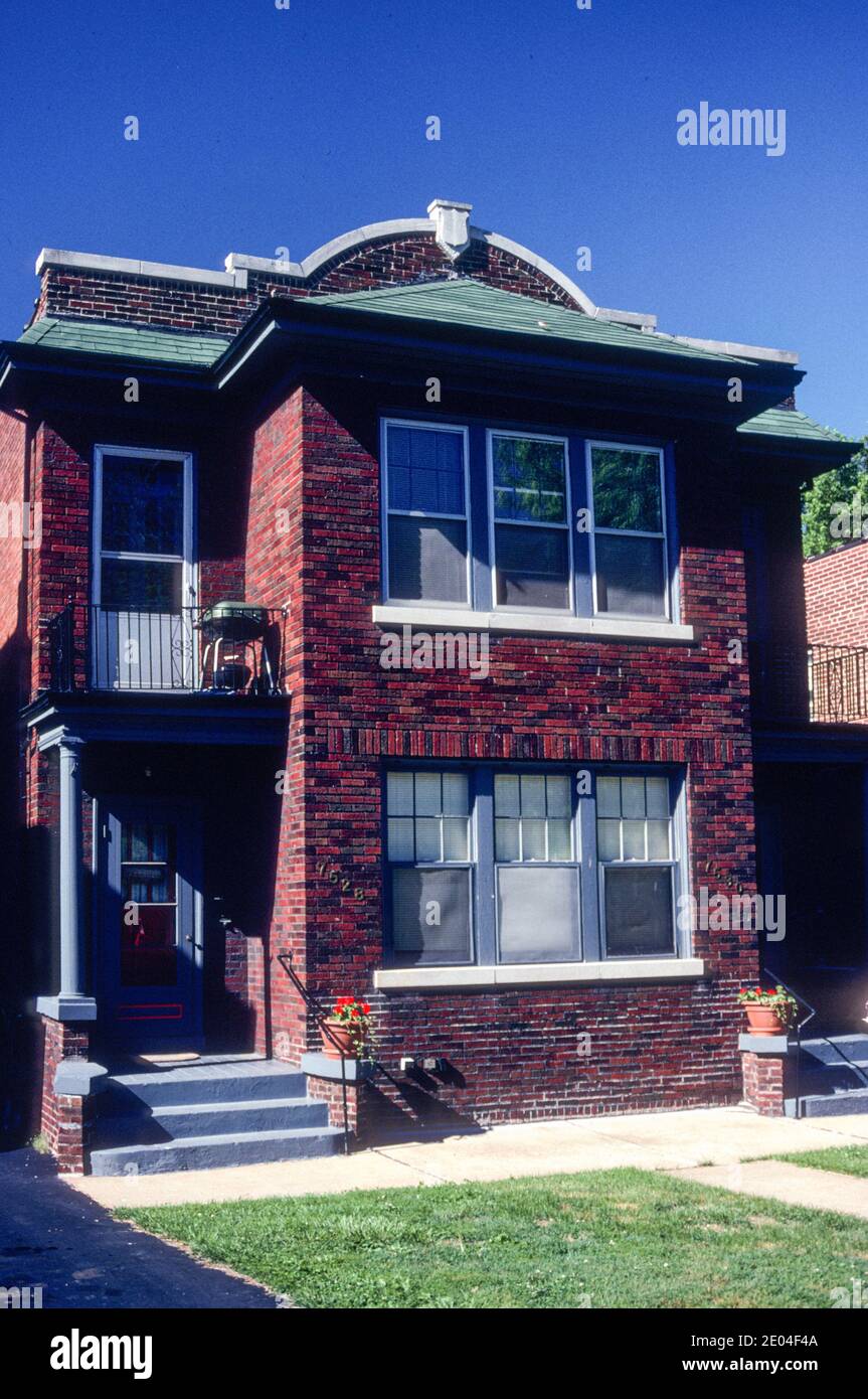 1980s suburban two story house hi-res stock photography and images - Alamy