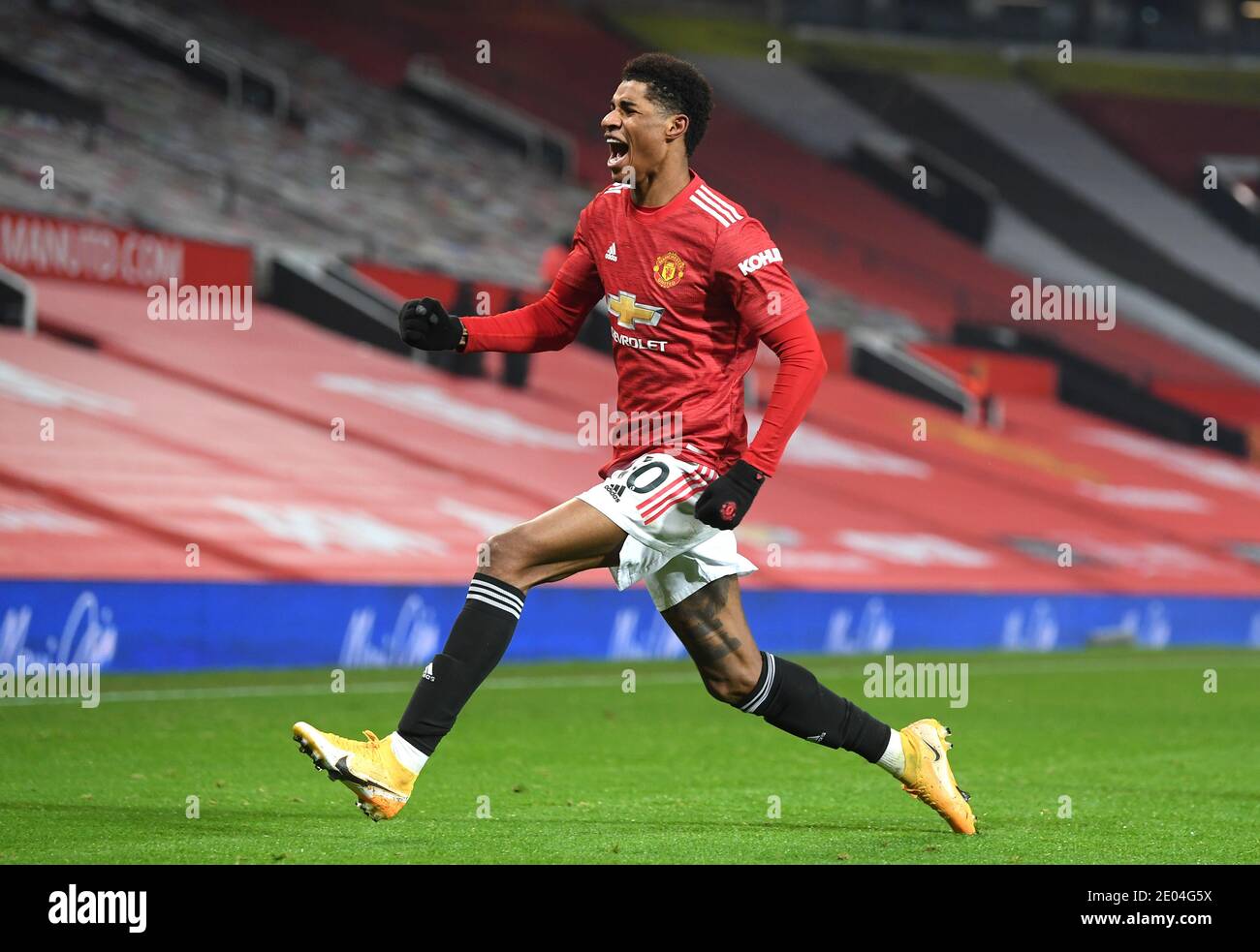 Manchester United's Marcus Rashford celebrates scoring his side's first ...
