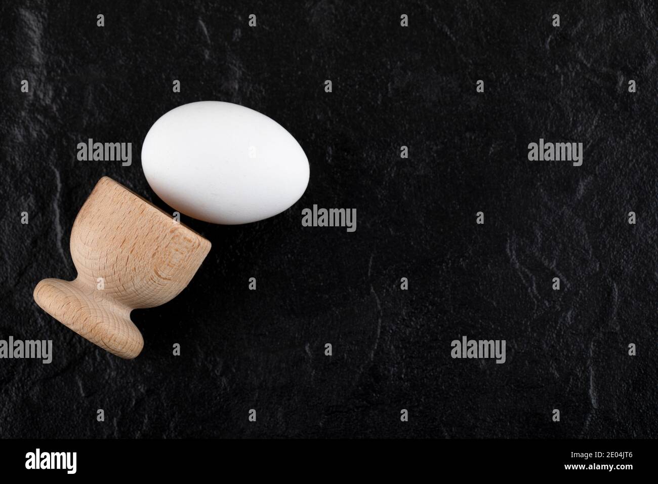 Wooden egg box hi-res stock photography and images - Alamy