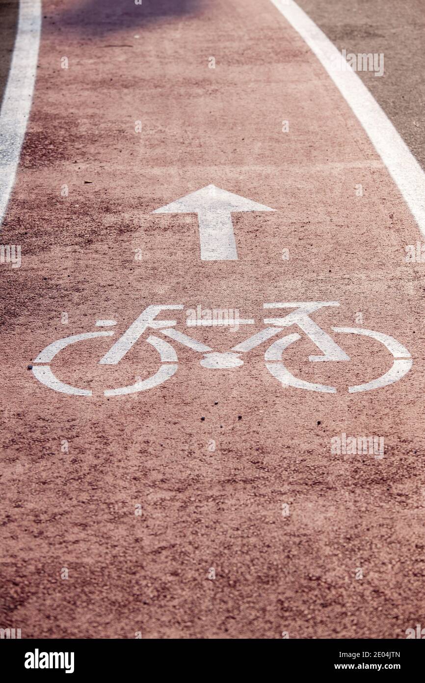 Bike track sign Stock Photo - Alamy