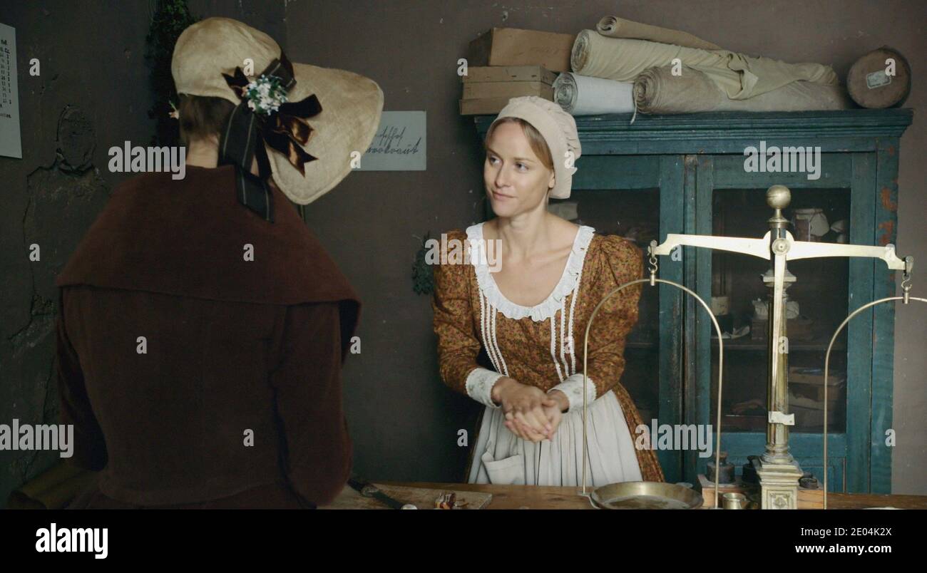 EFFIGY: POISON AND THE CITY, (aka EFFIGIE DAS GIFT UND DIE STADT), Lea ...