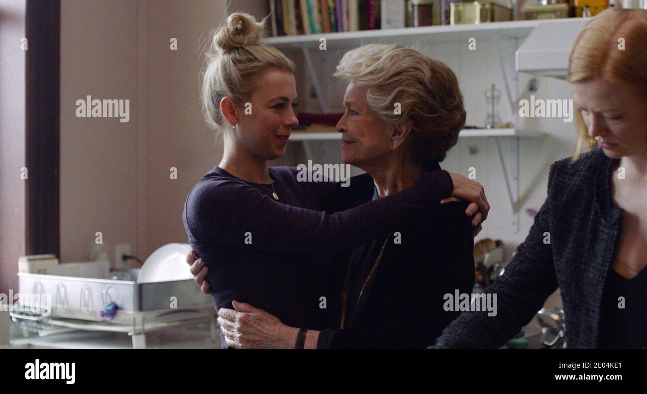 PIECES OF A WOMAN, from left: Iliza Shlesinger, Ellen Burstyn, Sarah Snook, 2020. ph: Benjamin ...