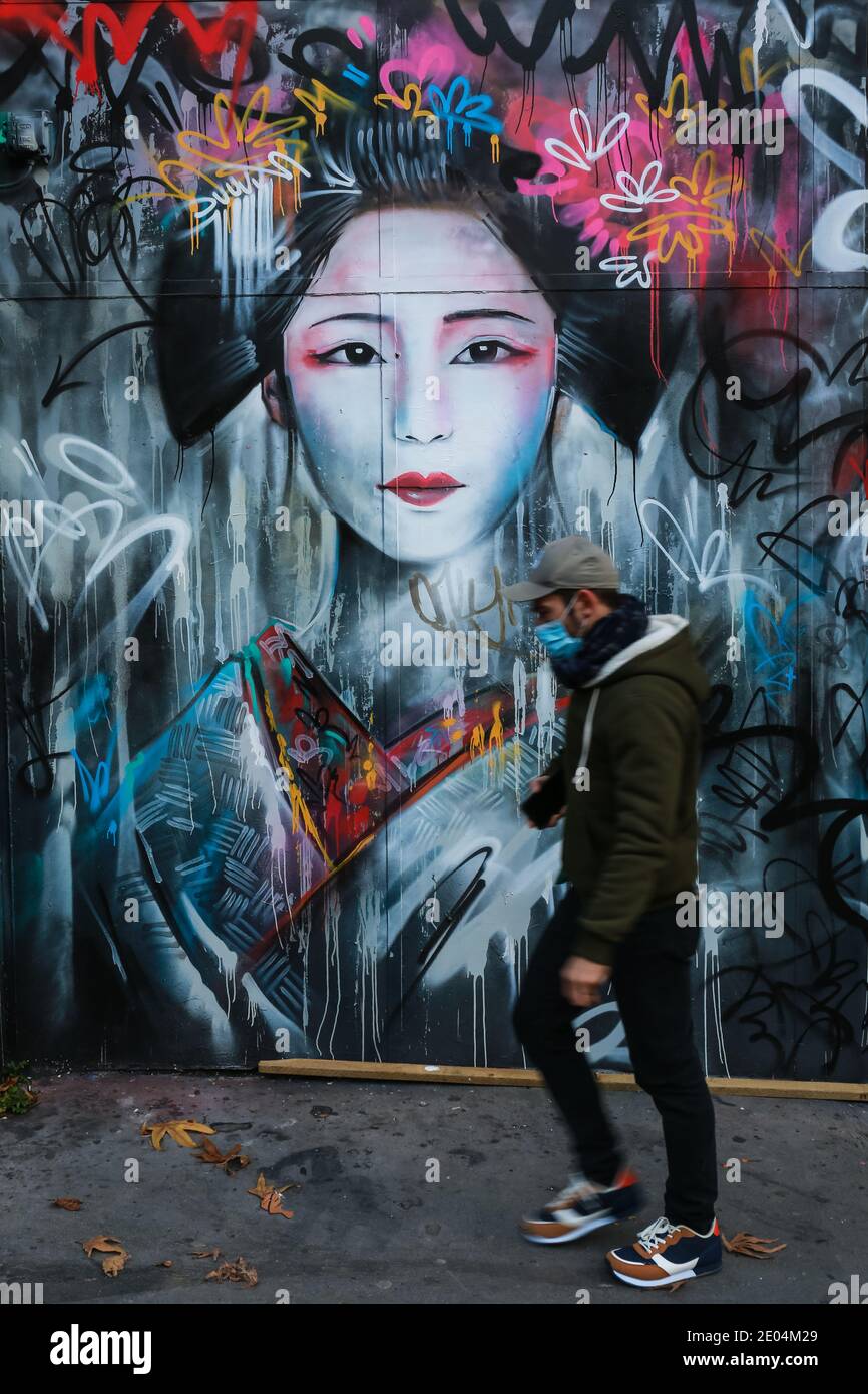 Geisha mask hi-res stock photography and images - Alamy