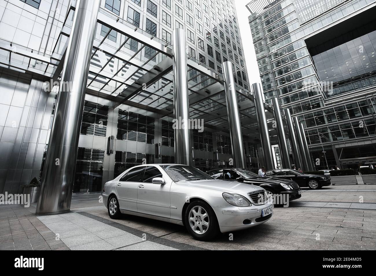 Luxury vehicles hi-res stock photography and images - Alamy