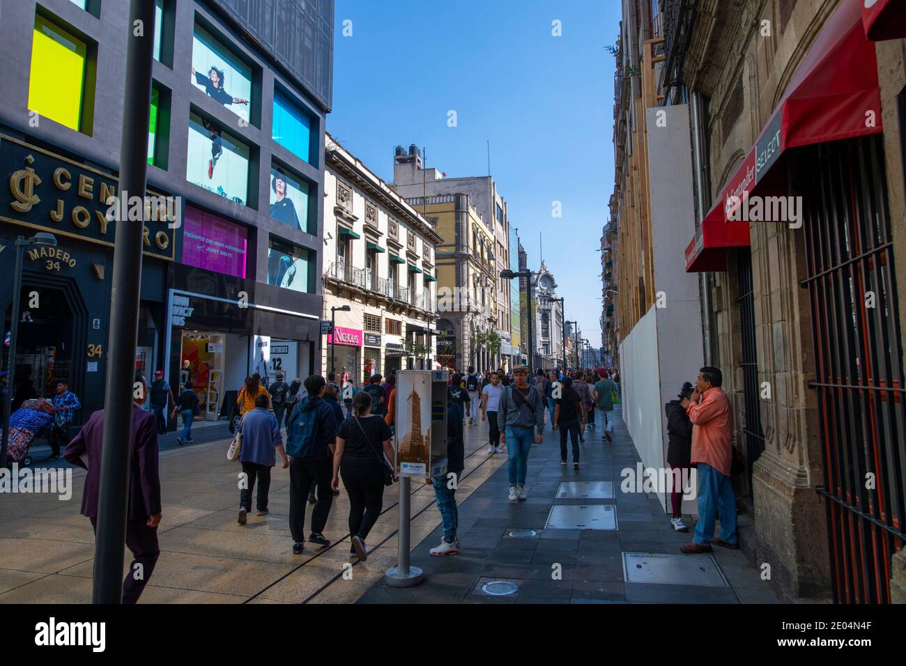 Ciudad de mexico calle centro hi-res stock photography and images - Alamy