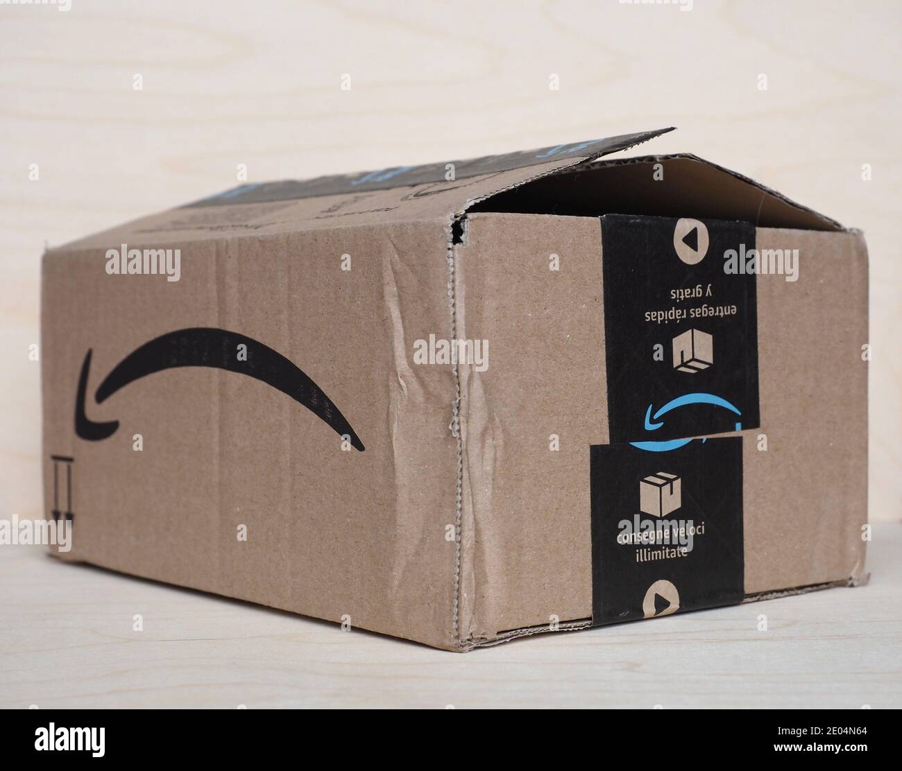SEATTLE, USA - CIRCA DECEMBER 2020: Amazon parcel Stock Photo - Alamy
