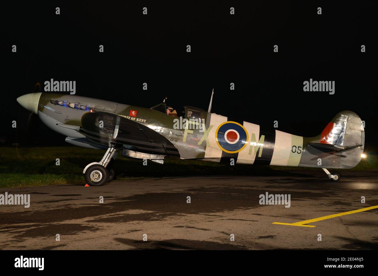 Biggin Hill Heritage Hangar Supermarine Spitfire at a night shoot at ...