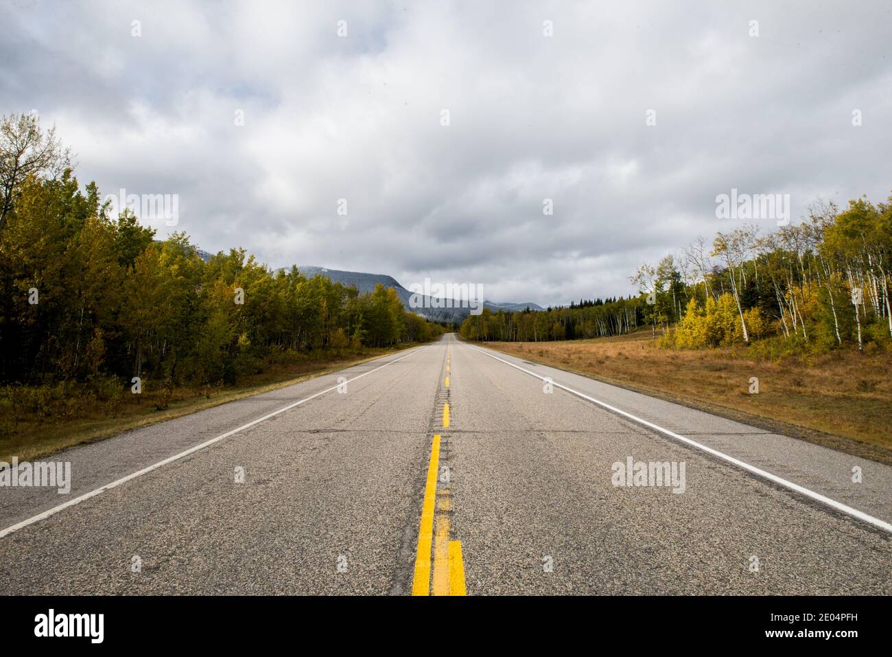 Leading Lines on Road Stock Photo - Alamy