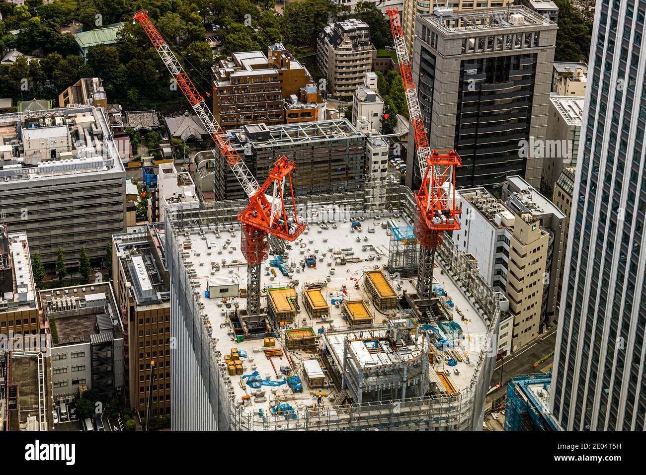 Earthquake Proof Building High Resolution Stock Photography and Images ...