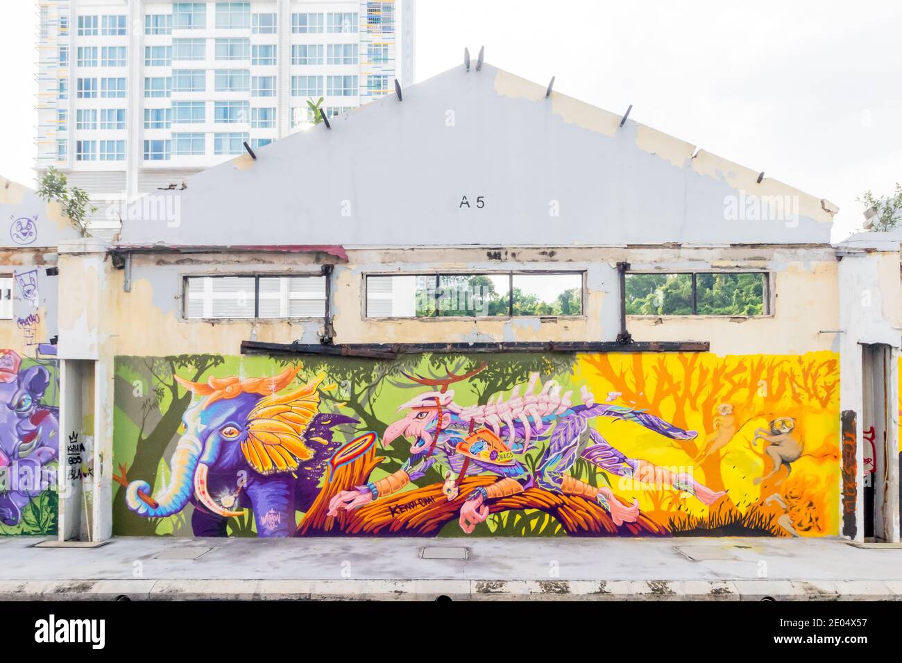 Wall art in Kota Kinabalu, Sabah, Malaysia Stock Photo - Alamy