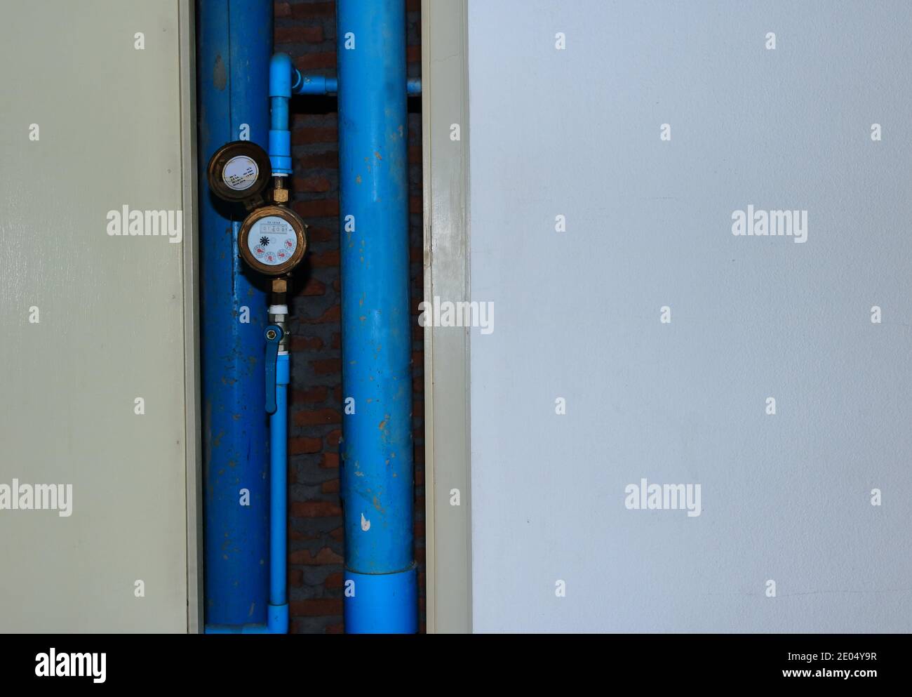 Residential water meter hi-res stock photography and images - Alamy