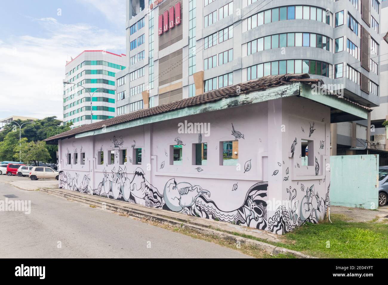 Wall art in Kota Kinabalu, Sabah, Malaysia Stock Photo - Alamy