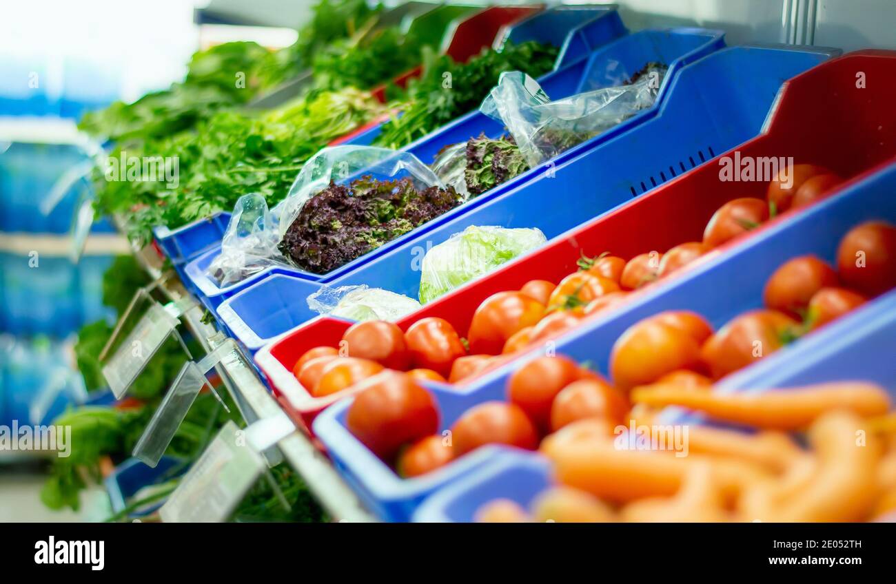 Vegetable aisle in the supermarket Stock Photo - Alamy