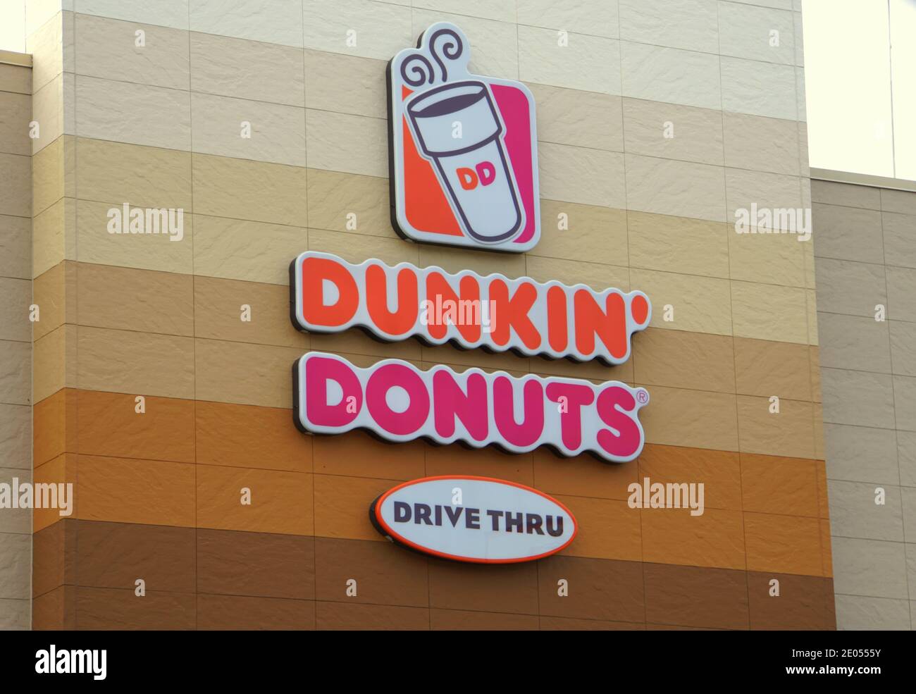 Chicago, Illinois, U.S.A - October 14, 2018 - Dunkin' Donuts drive ...