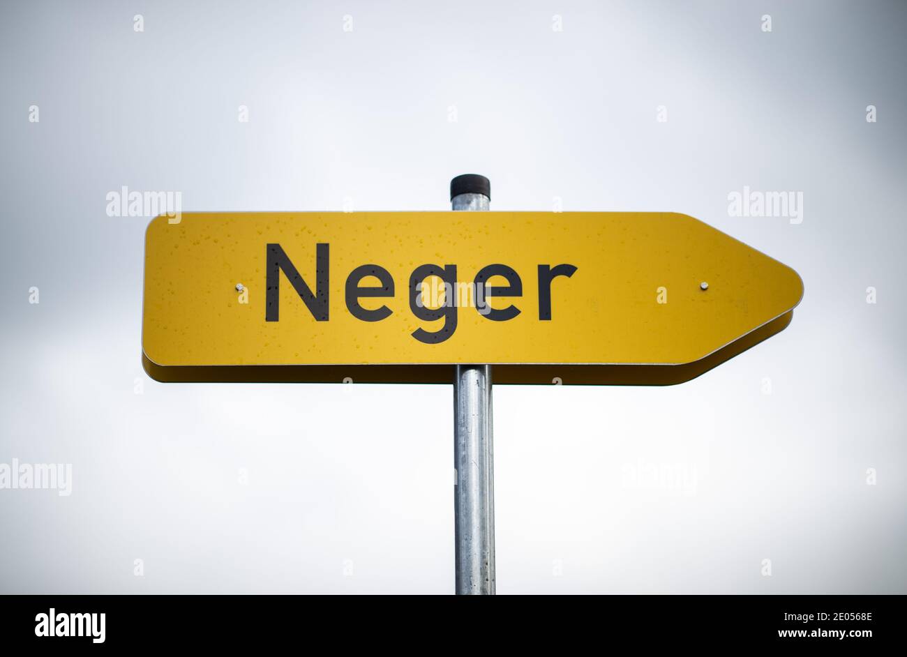 Neger, Germany. 05th Dec, 2020. The sky behind a street sign with the ...