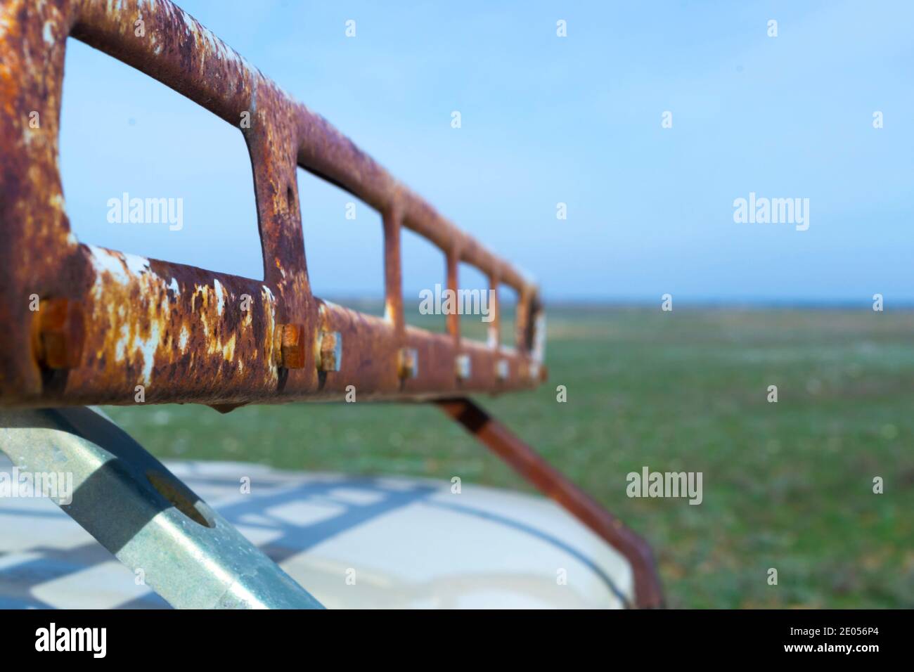 Luggage rack hi-res stock photography and images - Alamy