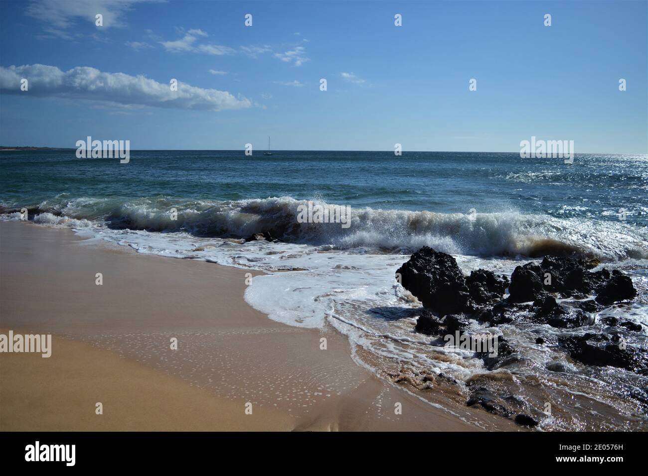 Beautiful Hawaiian beach with beach rock Stock Photo - Alamy