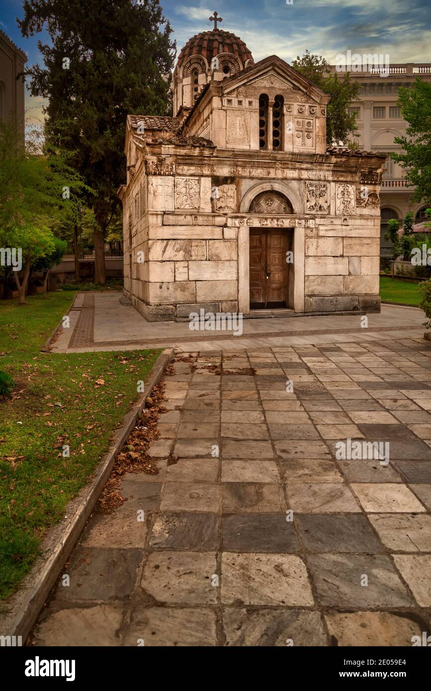 Church of Panaghia Kapnikarea, Athens Stock Photo - Alamy
