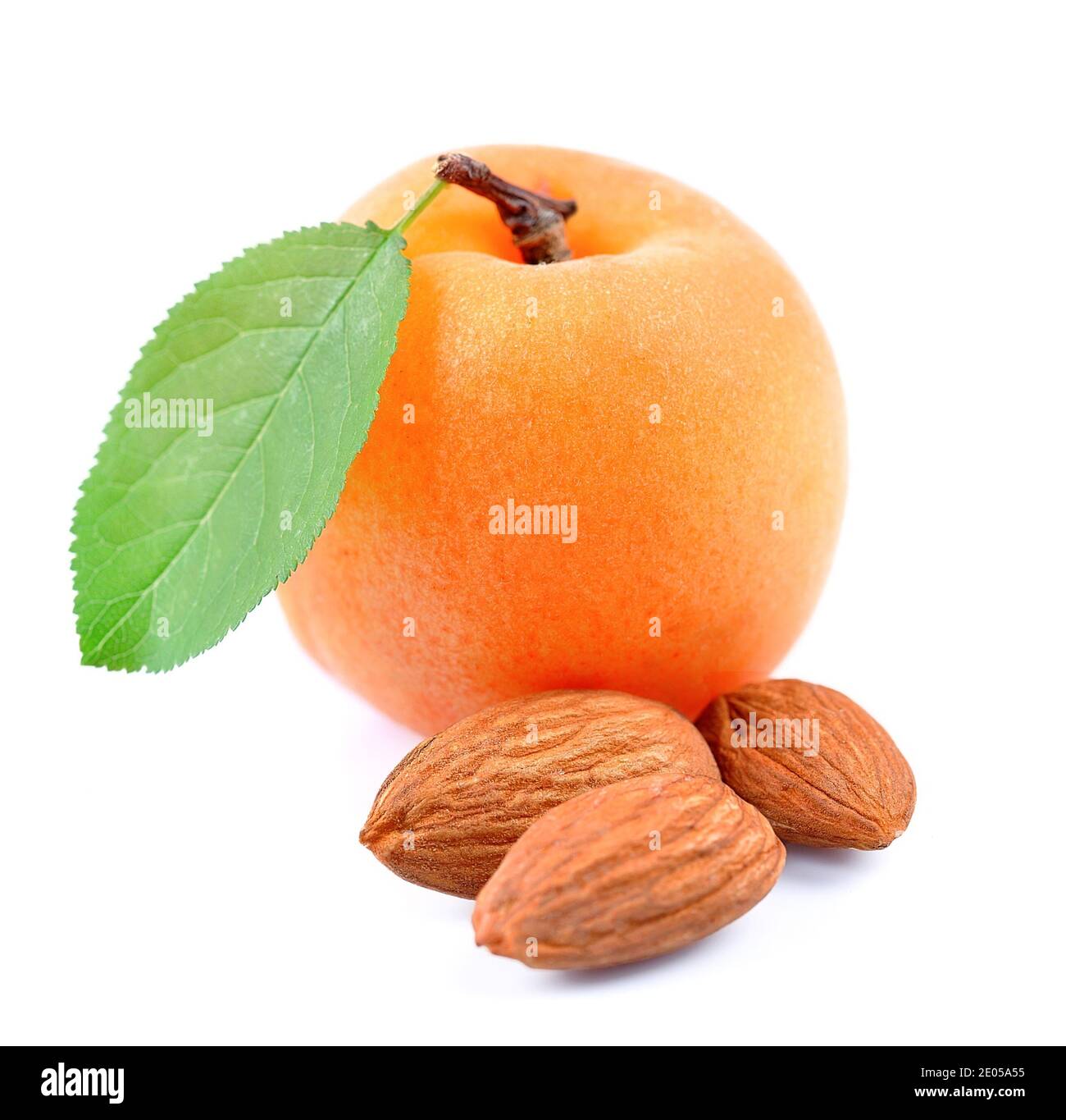 Eco fruit apricots fresh hi-res stock photography and images - Alamy