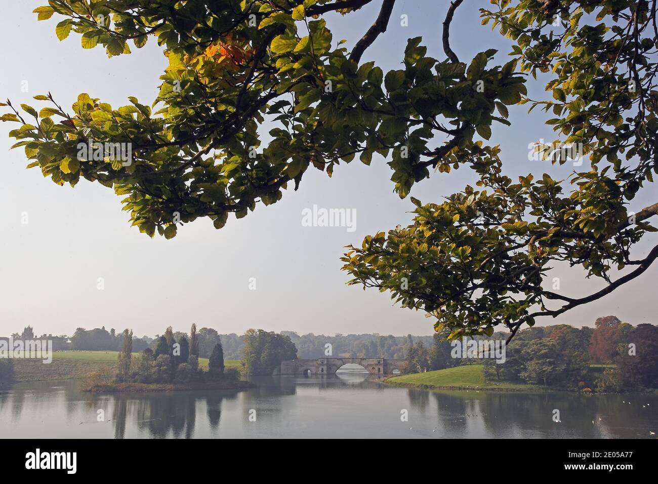 GREAT BRITAIN / England /The Grand Bridge at Blenheim Palace ...