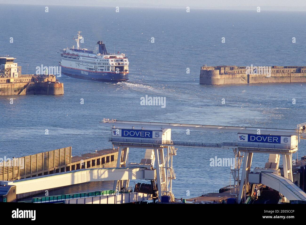 Cross channel ferry hi-res stock photography and images - Alamy