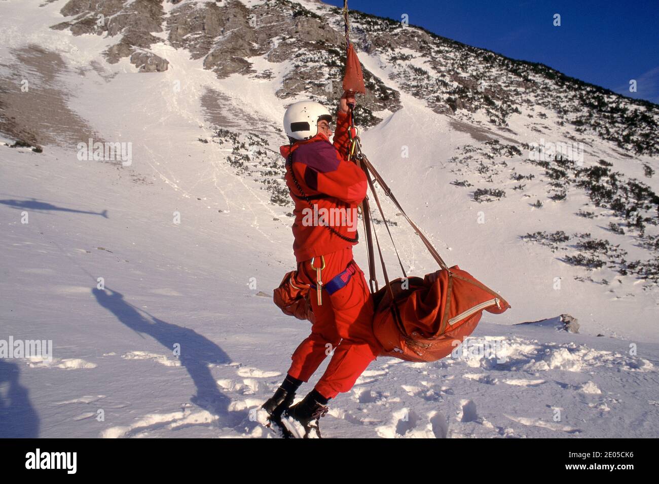 Hero rescue hi-res stock photography and images - Alamy