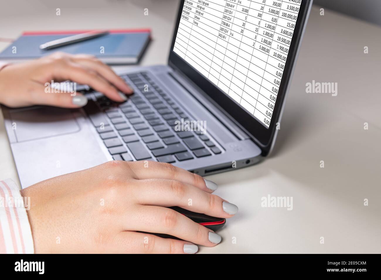 Analyst woman working spreadsheet hi-res stock photography and images ...