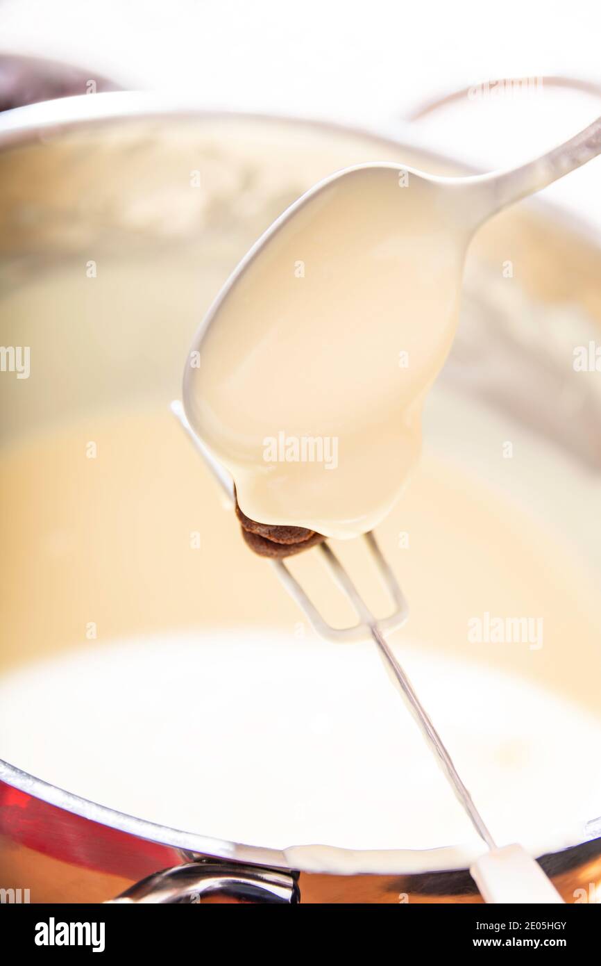 Coating cookies hi-res stock photography and images - Alamy