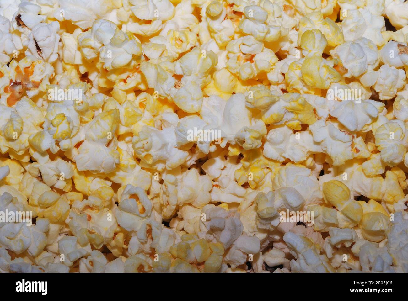 fresh hot popcorn for snack in cinema and film Stock Photo - Alamy