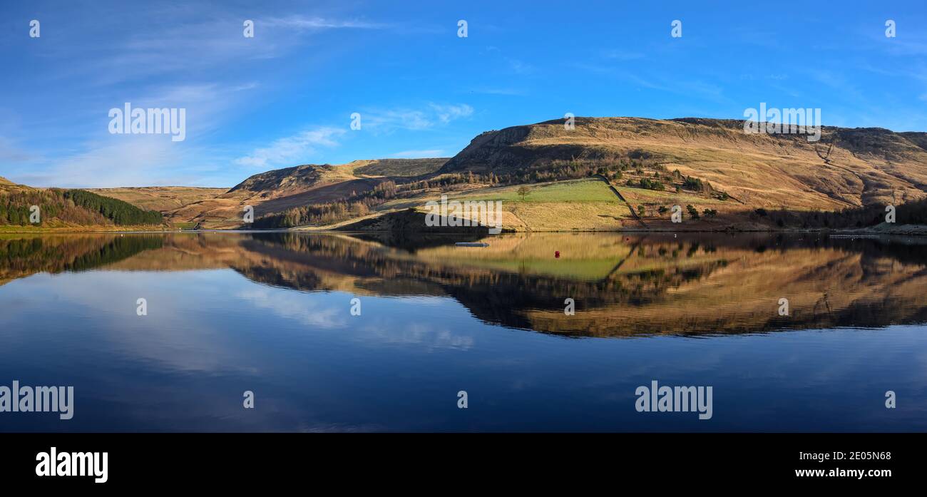 Dovestone Reservoir, Oldham, Lancashire Stock Photo - Alamy