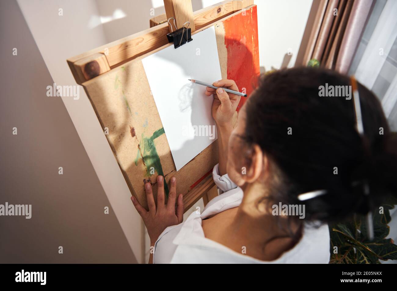 A view from above at the artist during her hobby Stock Photo - Alamy