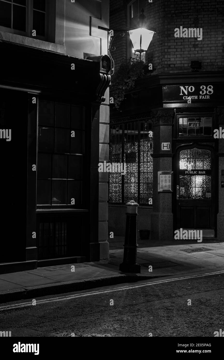 Victorian alley london Black and White Stock Photos & Images - Alamy